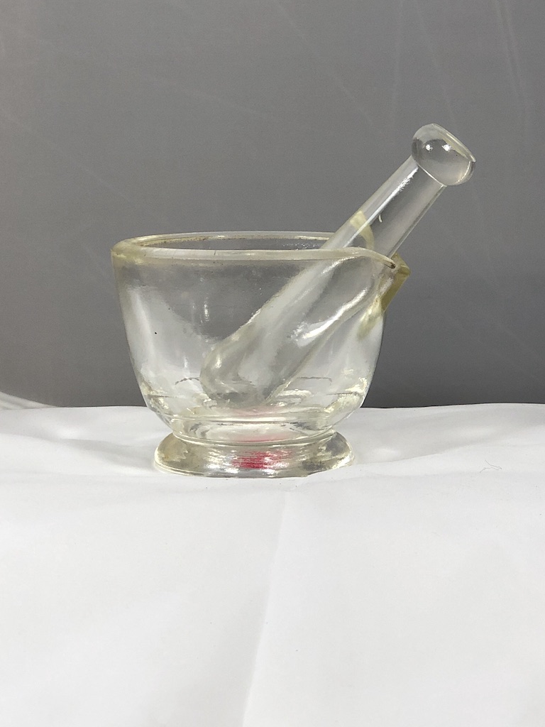 Glass Mortar and Pestle 2 1/2″ T – Vintage Medical
